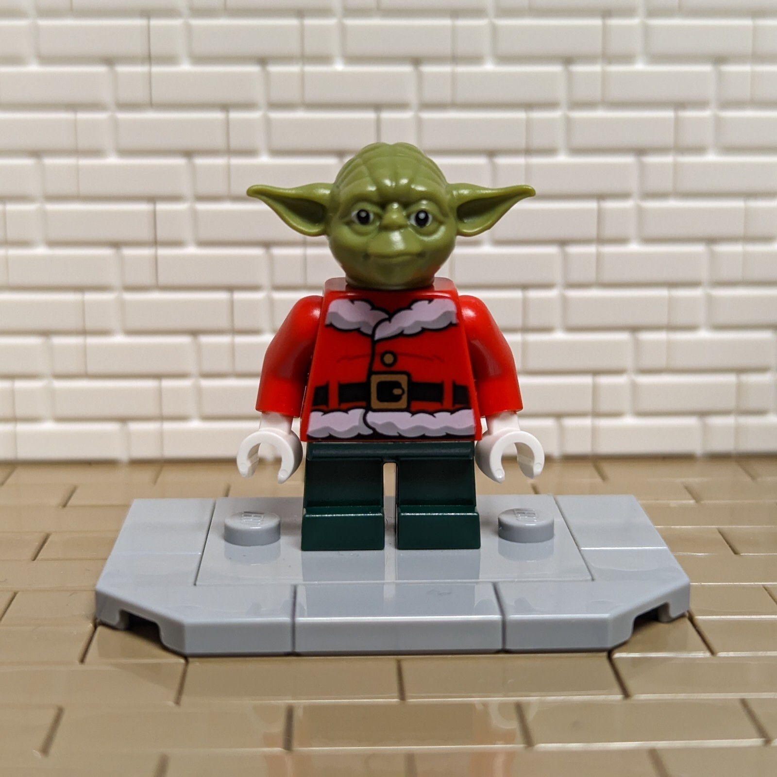 NEW Lego Star Wars Santa Yoda Minifigure, Holiday, Christmas X-wing ...
