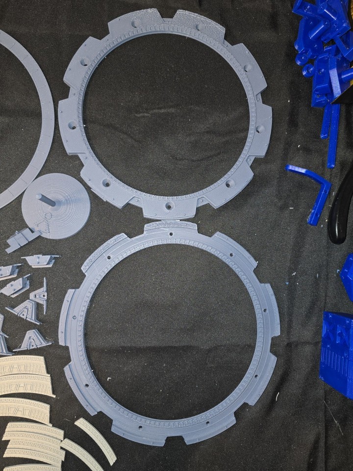 Stargate Atlantis Pegasus Space Stargate 12" Model Kit W Rotating Gate ...