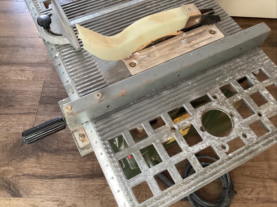 Vintage Makita 2708 Table Saw 8.25 in Blade, 115V 4500 RPM With Fence ...