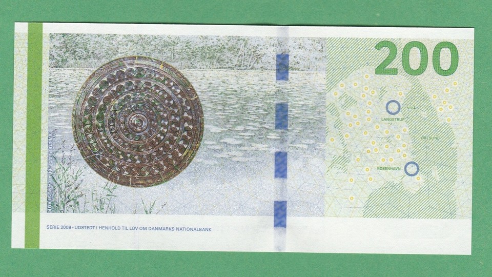 Denmark 200 Kroner Note P-67b UNCIRCULATED | eBay