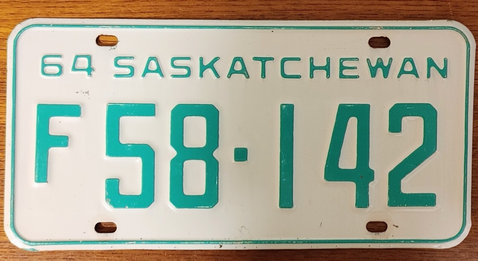 *1964 Saskatchewan License Plate * # F58-142 ... Excellent | eBay