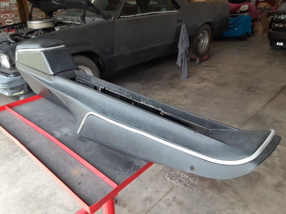 oldsmobile 442 black center console | eBay