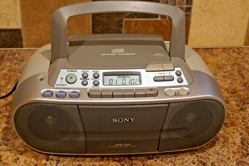 Sony CFD-S01 Boombox.AM/FM/CD/Cassette Working.Runs On Batteries Or ...