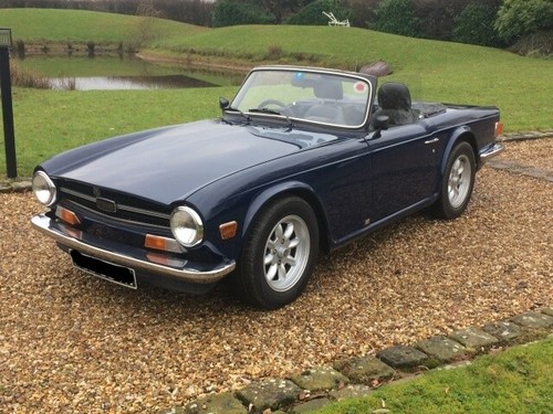 Triumph TR6 - Black Soft Top Vinyl Hood With Plastic Rear Window | eBay