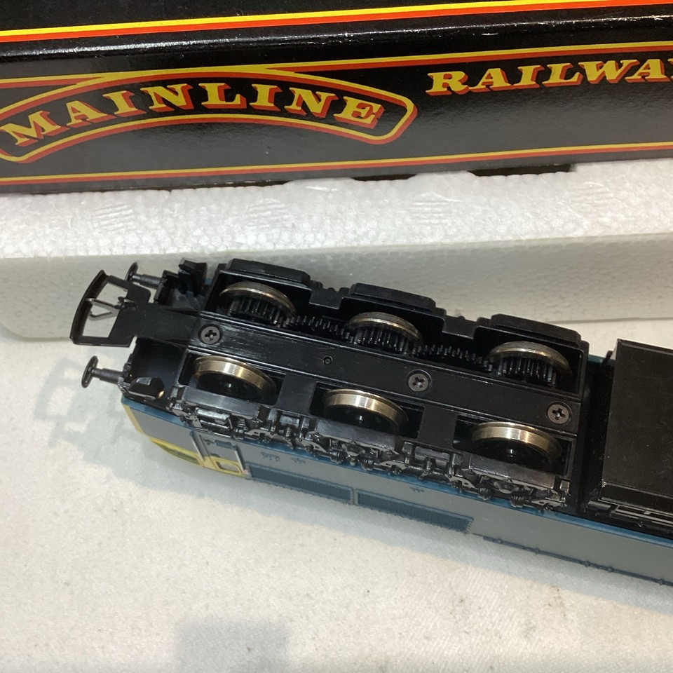 Mainline 00 Gauge #37035 BR Class 56 Co-Con Diesel Loco 56079 Appears ...