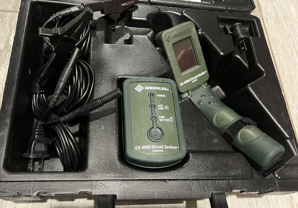 Greenlee CS-8000 750V AC/DC Circuit Seeker with LCD Display ...