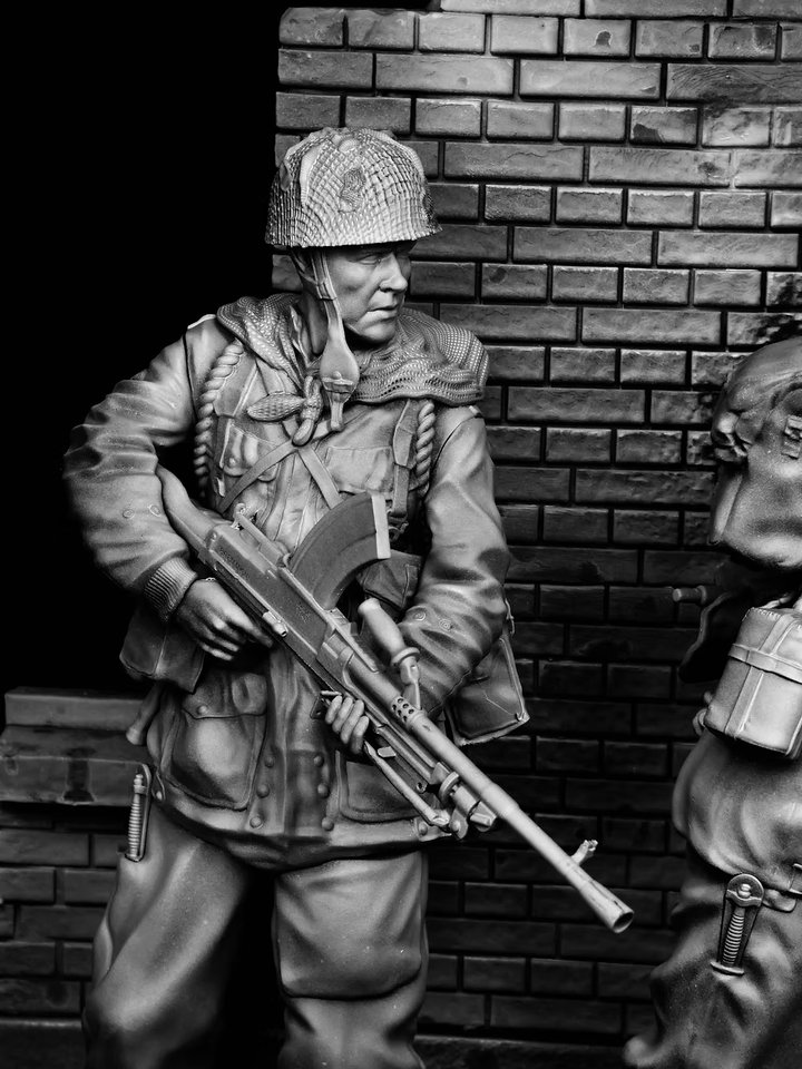 19th 200mm Resin kit. British Paratroopers Arnhem 1944. Bren & .303 ...