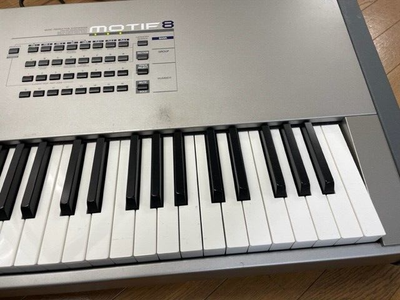 Yamaha Motif 8