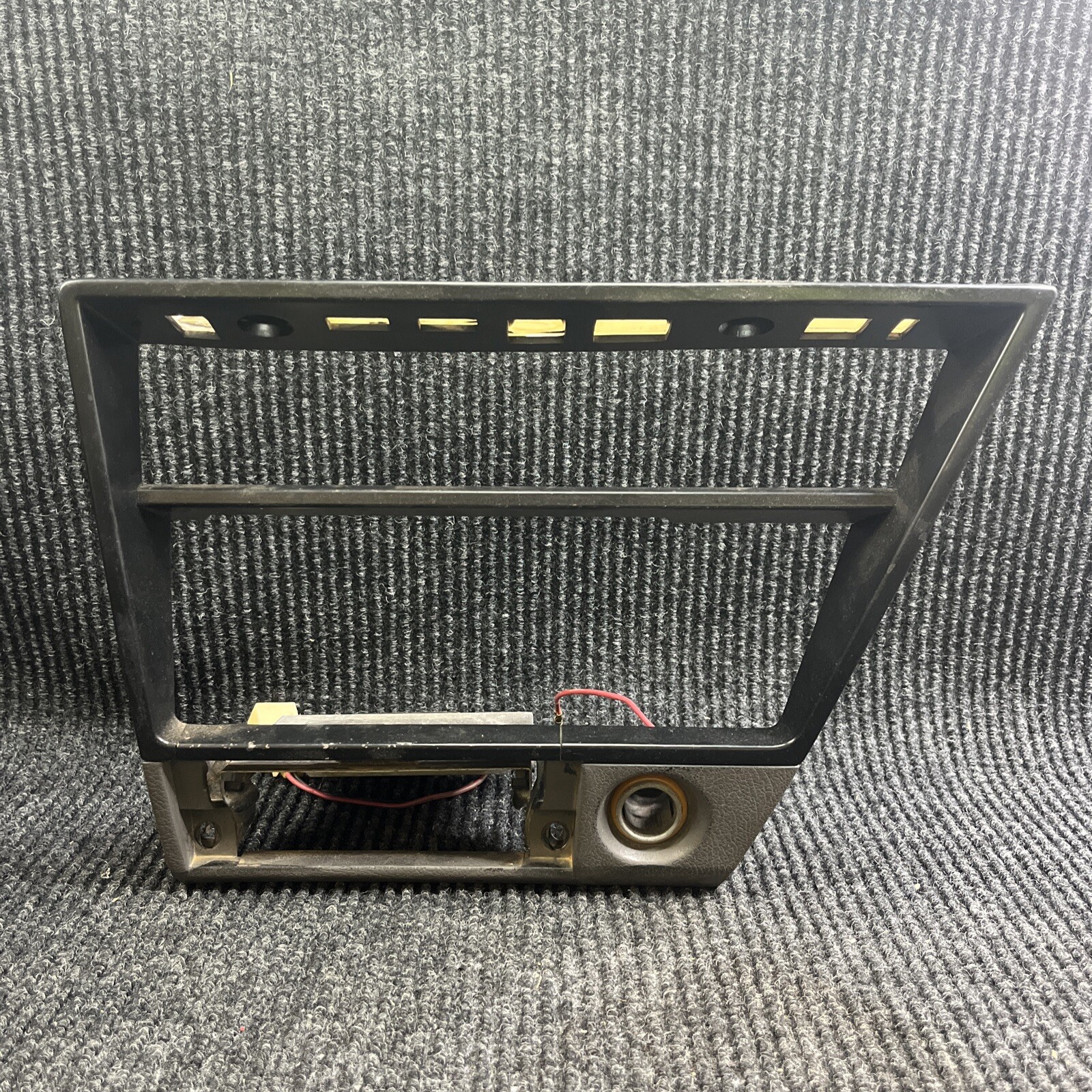 🔥🔥🔥1984-1987 NISSAN 300ZX Z31 RADIO AND AC BEZEL WITH ASHTRAY AND ...