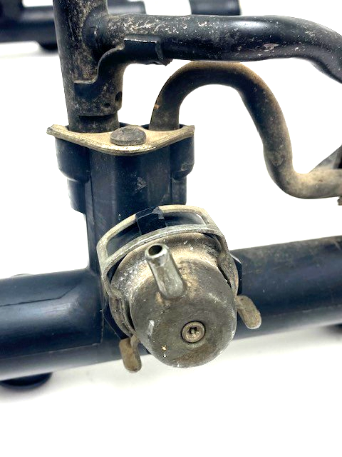GM Fuel Rail Assembly fits 17113695, 12602113 01-07 GM Trucks LQ4 Gas W ...
