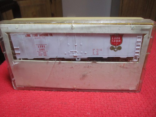 HO Train Miniature LTD 40' Lone Star Beer Reefer 2523 LSBX 1405 ...