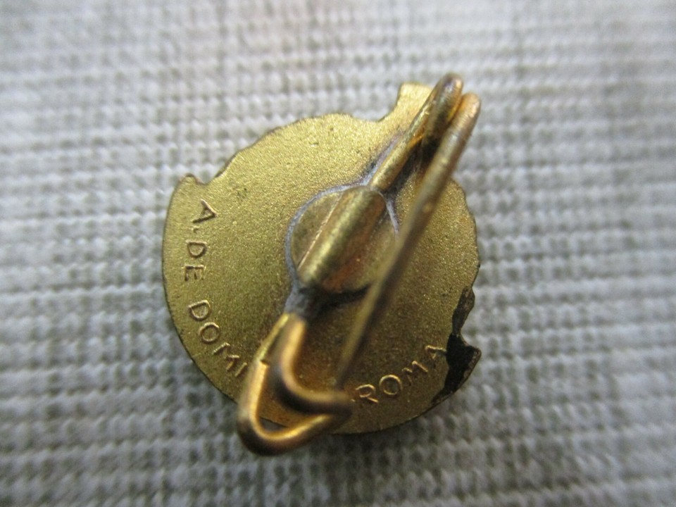 Traffic urban police forces of Rome: a miniature metal pin badge, Italy ...