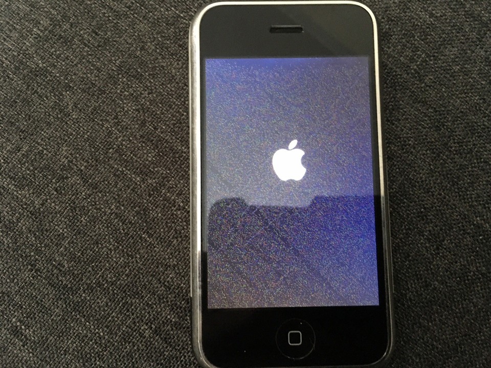 1st Generation iPhone Turns On! | eBay