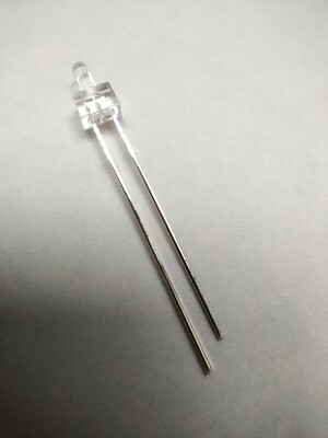 TruOpto 2mm OSRWJ27K91B 6500K Tower LED Bi-Colour Red / White 12V 10mA ...