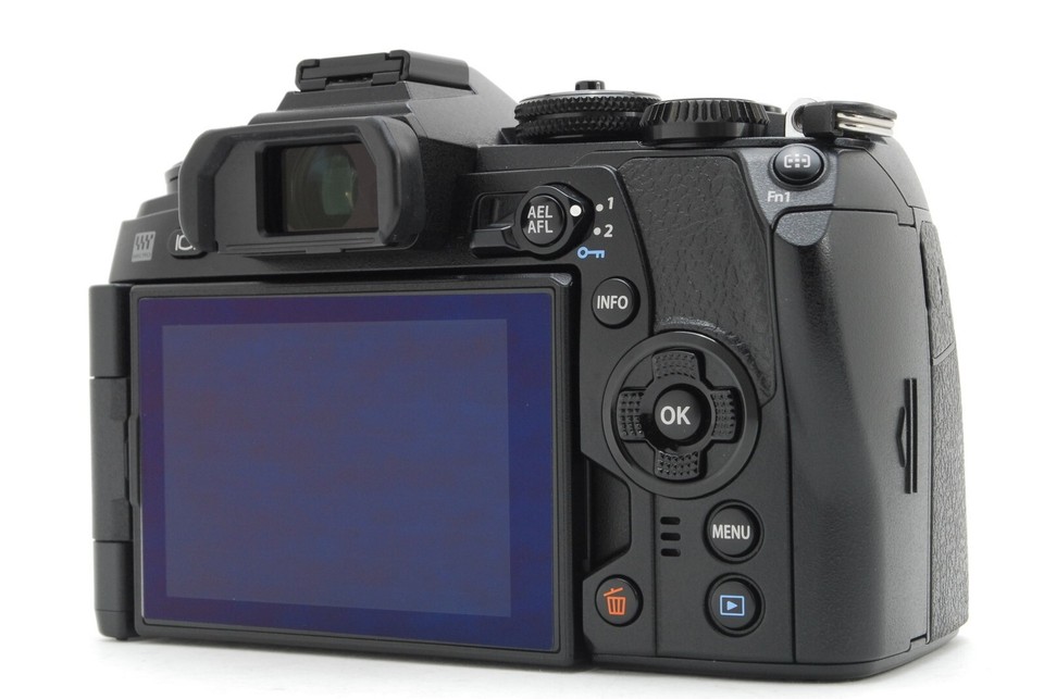 16,050 Shots!! [MINT W/BOX] OLYMPUS OM-D E-M1 Mark II Digital Camera ...