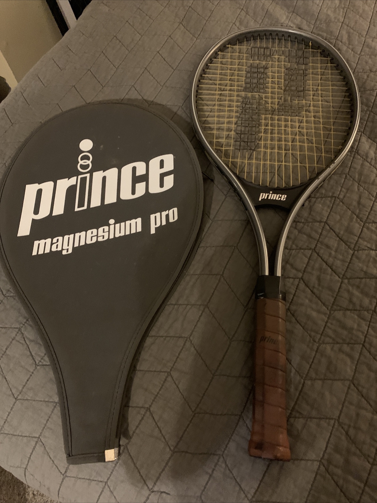 Prince magnesium pro series 100 Racket 1984 Vintage Tennis w/case 4 1/2 ...