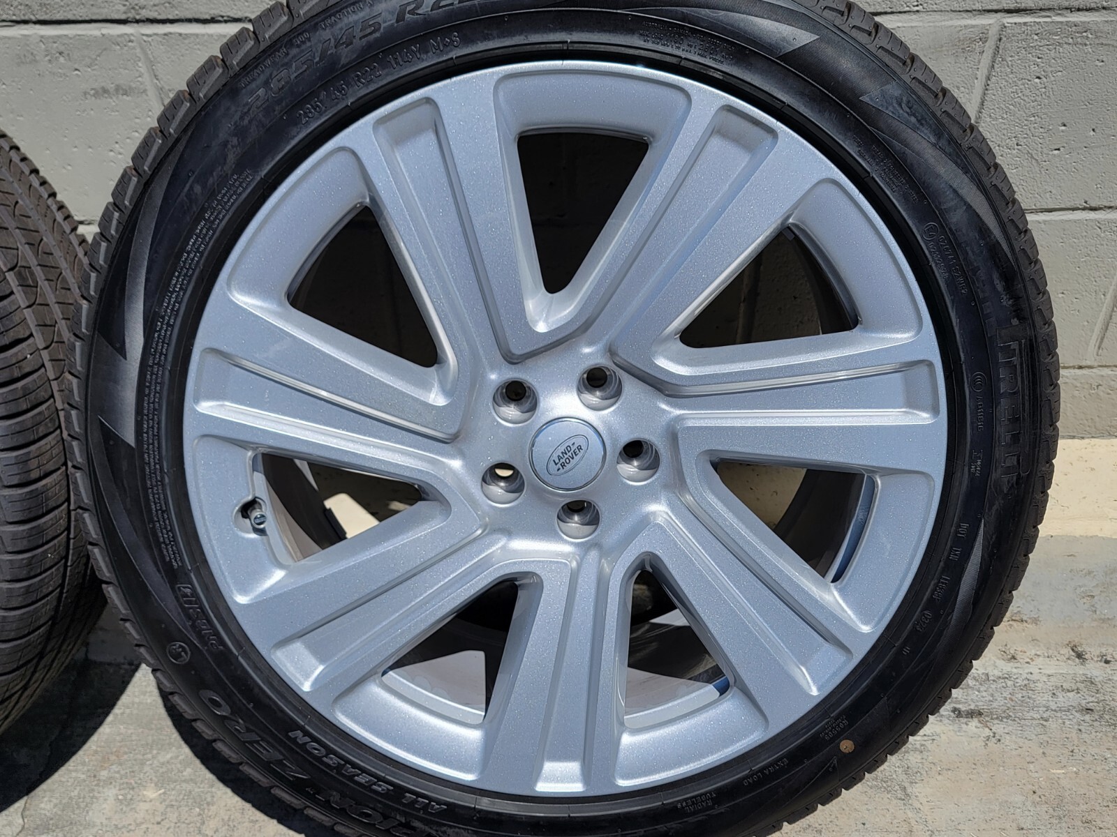 New 22" 2023 Range Rover L460 SV SVR OEM factory wheels defender land ...