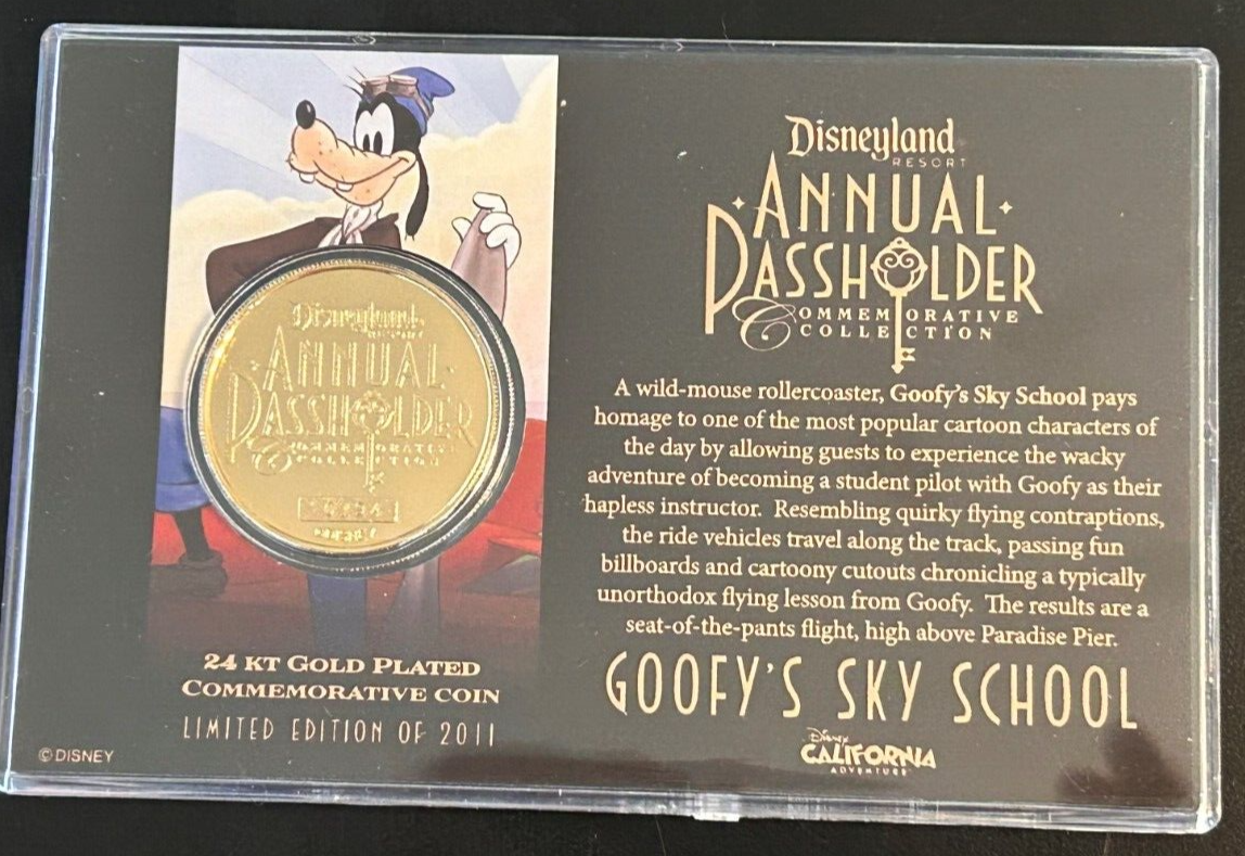 Disney California Adventure Goofy Sky School AP Collector 24kt Gold ...