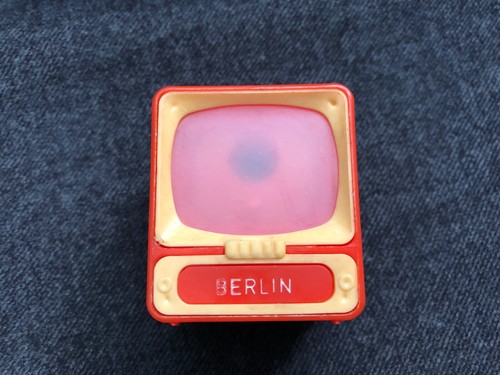 Vintage TELE-BUBI Berlin Plastic Television TV Viewer Souvenir 1950's ...