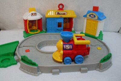 Fisher Price Little People Pop N Surprise Train Engine Buildings | eBay