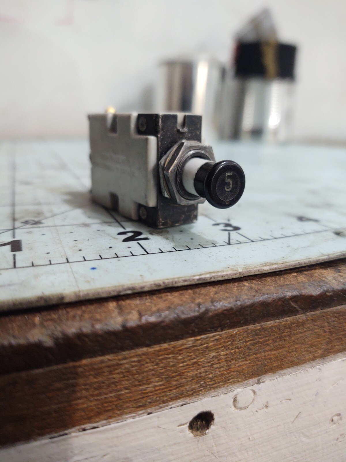 Vintage Aircraft 5amp Circuit Breaker #MS25244-5 Mfg On 07/01/1959 ...