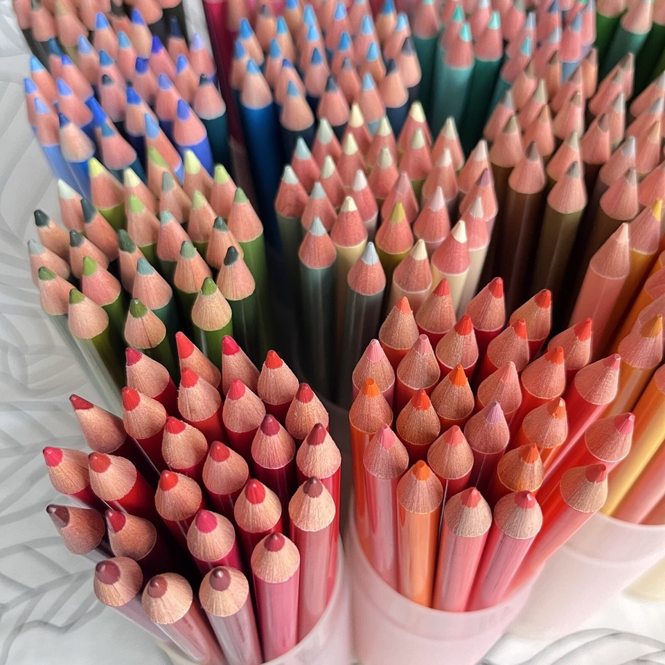 Felissimo 500 Colored Pencils Set with Cylindrical Case - Complete ...