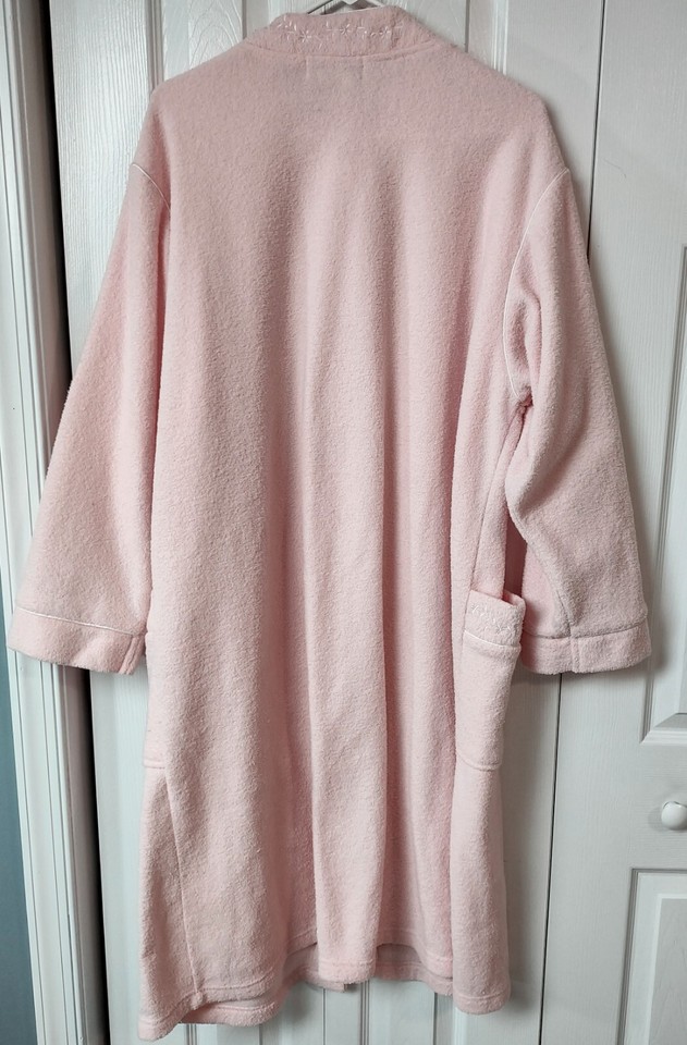 Woman's Pink Robe-French Terry-Snap Front-Pockets-PLUS SIZE 1X-Miss ...