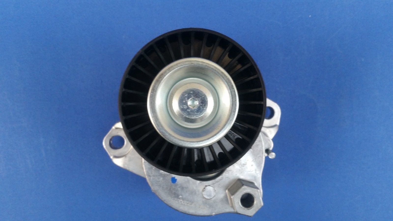 Mercedes 272 200 02 70 DRIVE BELT TENSIONER W/ PULLEY C230 C280 C300 ...