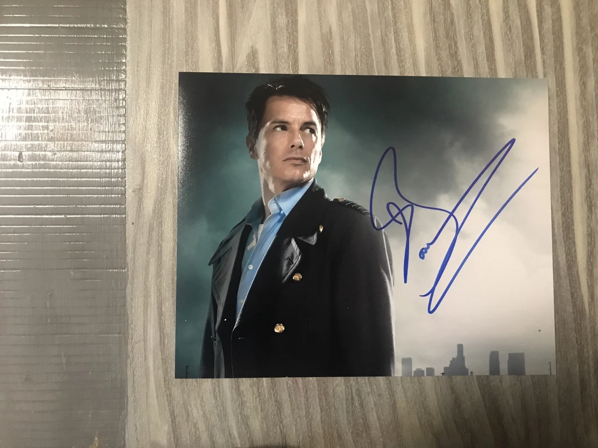 Arrow John Barrowman