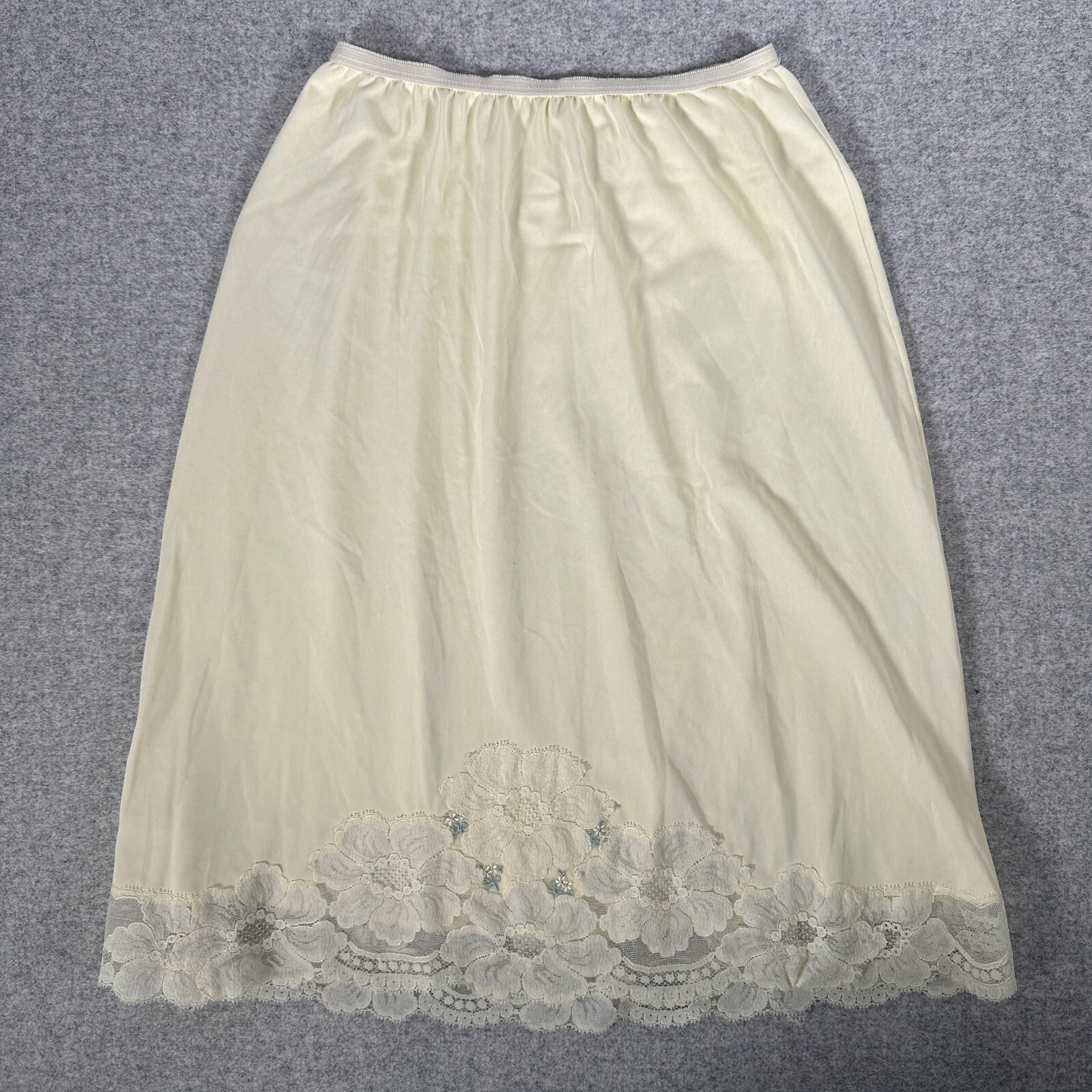 Vintage 1950s Shadowline Half Slip Small Yellow Lace … - Gem