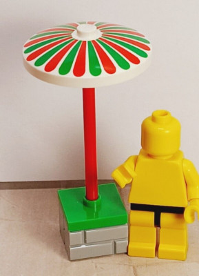 New LEGO Holiday Umbrella Green RED Retro Vintage Brick Stand Tabletop ...