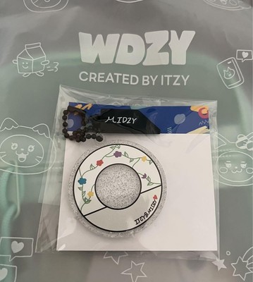 ITZY Yeji Pop-Up Acrylic Key Ring Yeji | eBay Australia