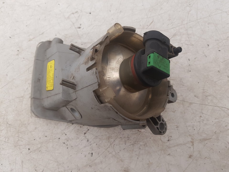 Volvo V60 D3 FOG LIGHT (FRONT PASSENGER SIDE) 30698629 2018-21 12-MONTH ...