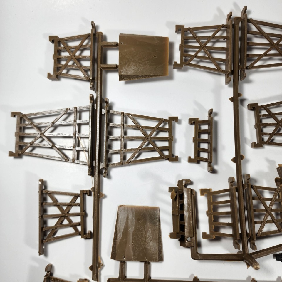 VINTAGE AHM HO Scale 31 Piece Trestle Set 5850:350 For Model Trains ...