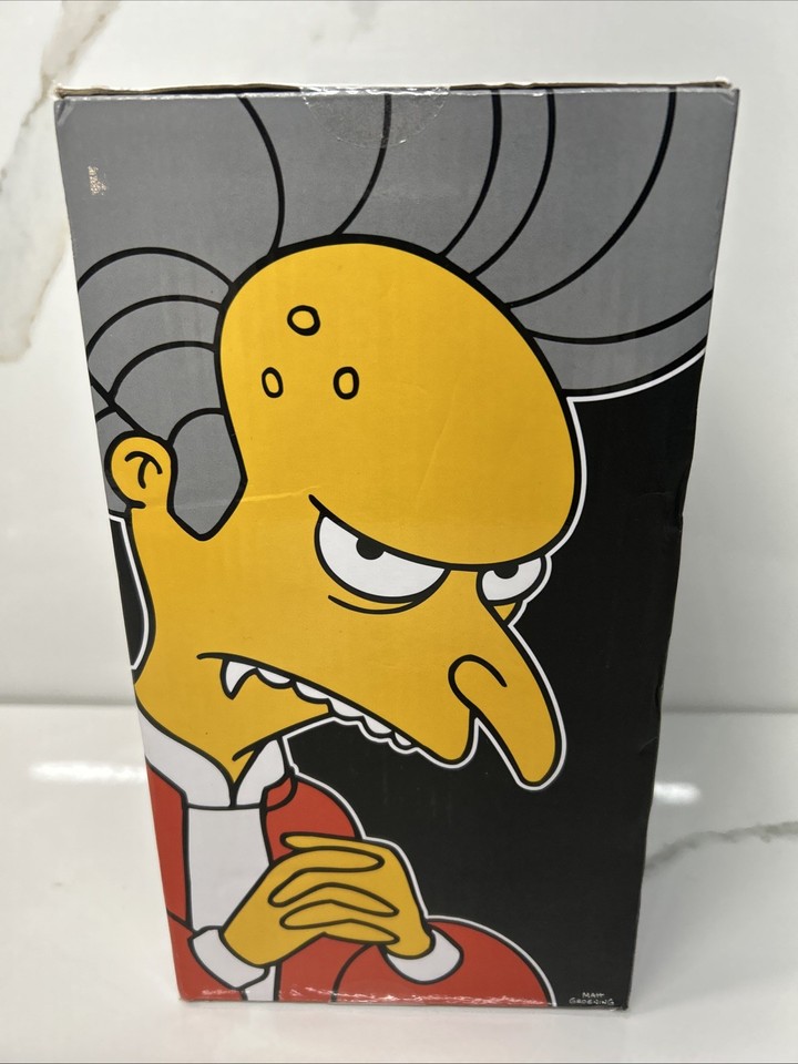 The Simpsons Vampire Mr. Burns Action Figure 5 Inch Poseable UV Color ...