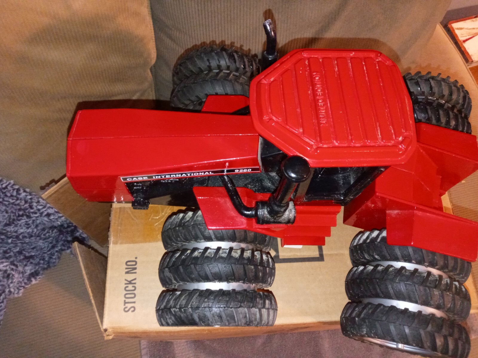 Case IH Steiger 9280 Tractor With Triples By Scale Models / Ertl 1/16 ...