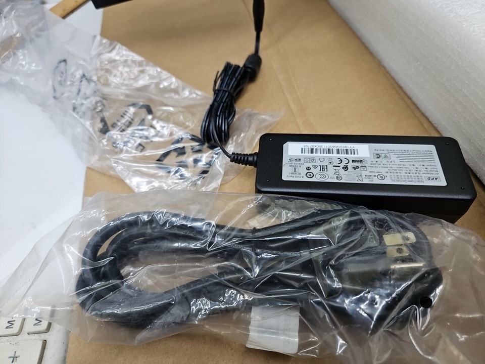 Seneca 23x8.5" Digital Signage Display SS23XNW01.0 A10-3350-23S USB ...