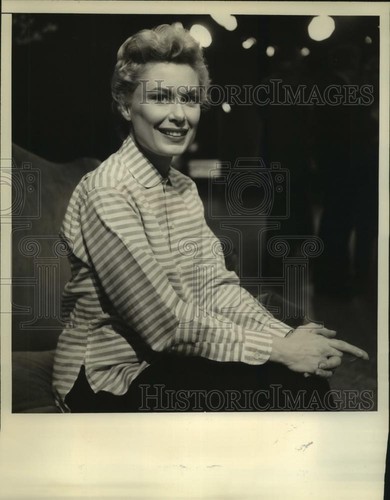 1955 Press Photo June Dayton stars in Kraft Television Theatre's "Two ...