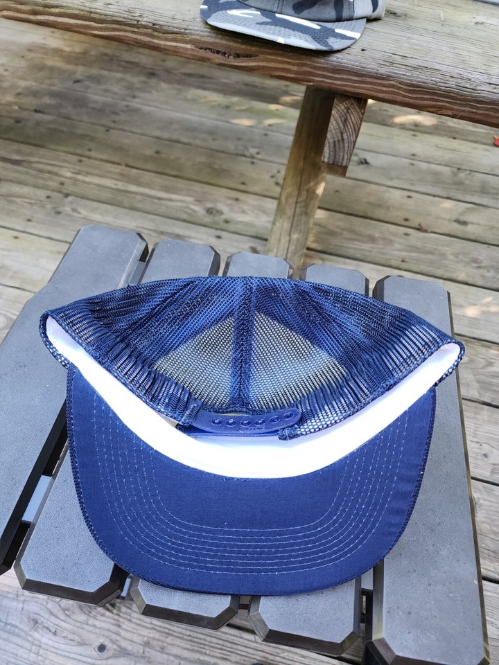 Vintage Bald Eagle Flying Soaring Snapback Mesh back Cap Trucker Hat ...