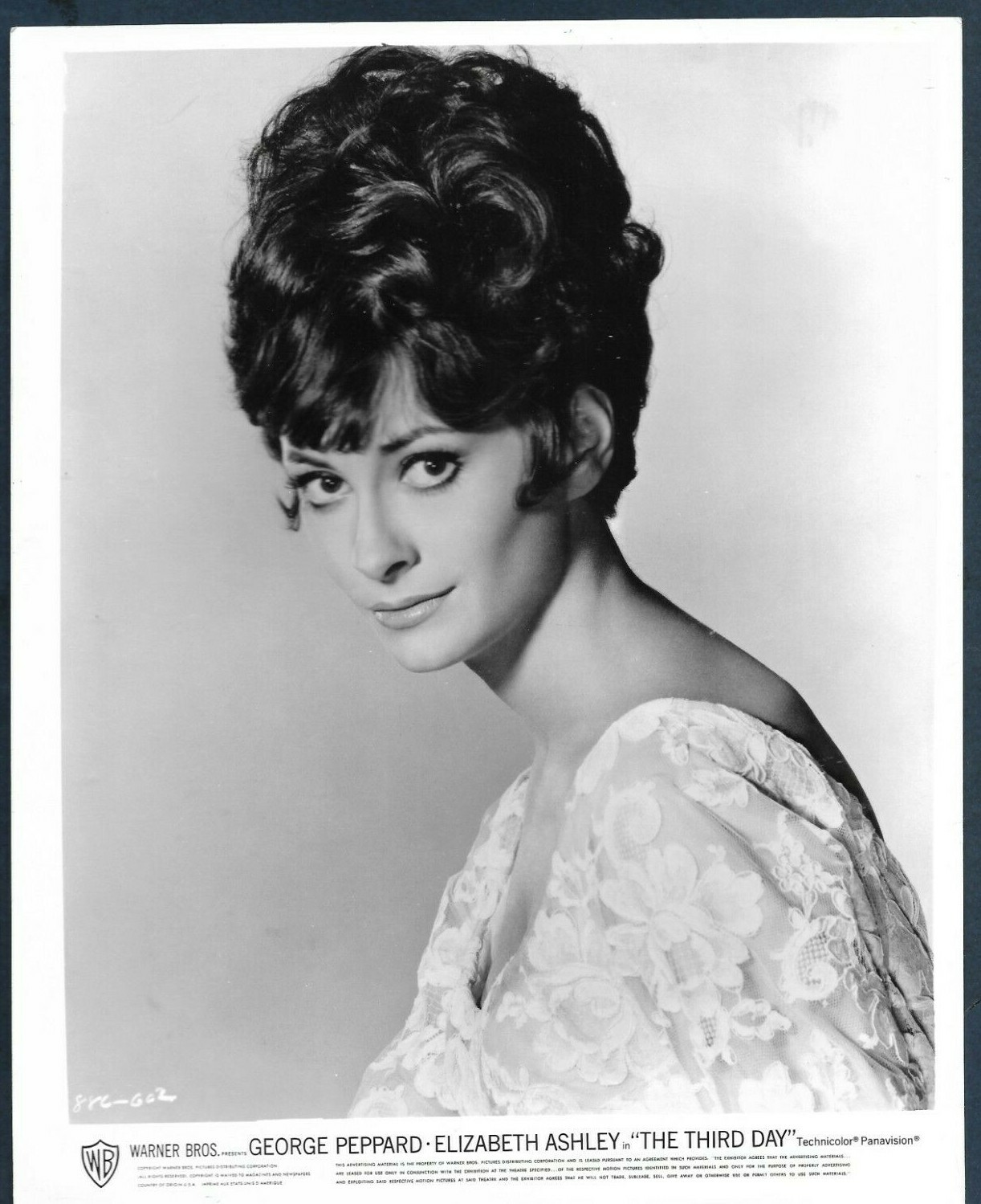 ELIZABETH ASHLEY BARE SHOULDER POSE IN THE THIRD DAY 1965 ORIG VINTAGE ...