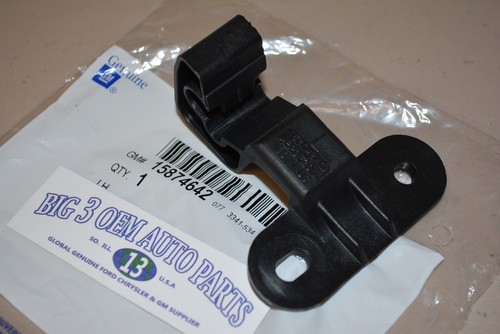 Chevrolet GMC Cadillac LH Driver Side Headlamp HOUSING SUPPORT new OEM ...