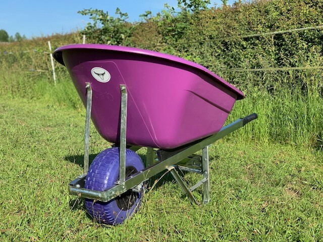 PUNCTURE PROOF OX WHEELBARROW 120L 160L 200L Garden Stable Foam Tyres ...