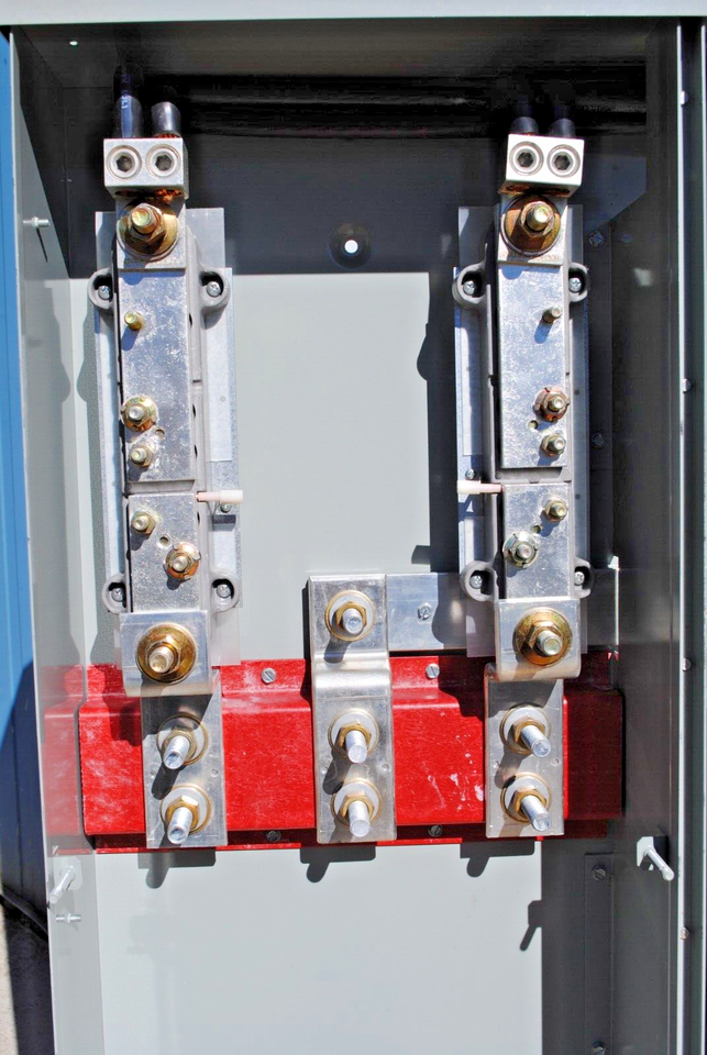 GE TM2440RMK 400A 3R Main Breaker 120/240V Load Center Meter Socket ...