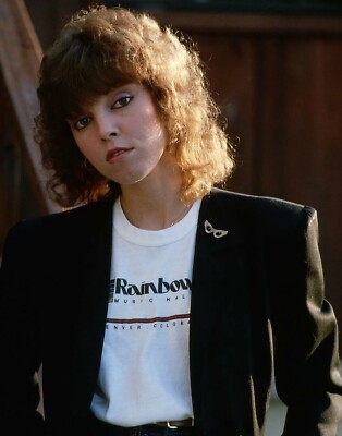 Pat Benatar Posing In Black Coat 8x10 Picture Celebrity Print | eBay
