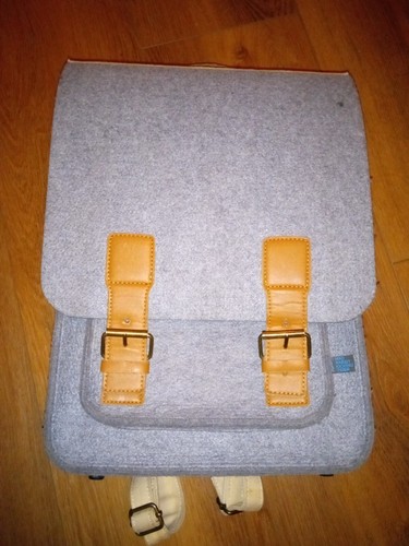 Mad Rabbit Kicking Tiger Backpack grey brown outer 16"x12"x5" | eBay