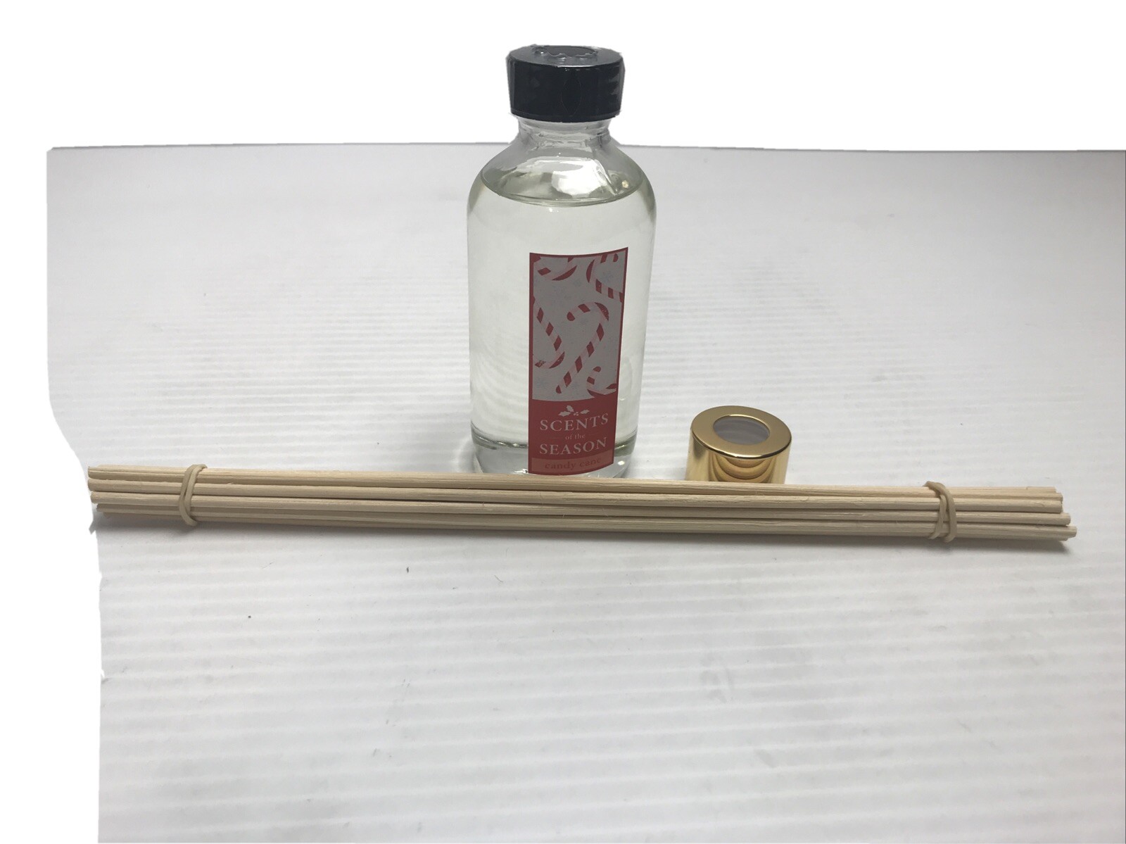 Scents Of The Season Candy Cane Reed Diffuser And Stickers | eBay