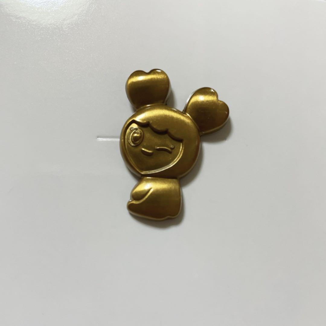 Misamo Haute Couture Lovely Pin Badge Momo | eBay
