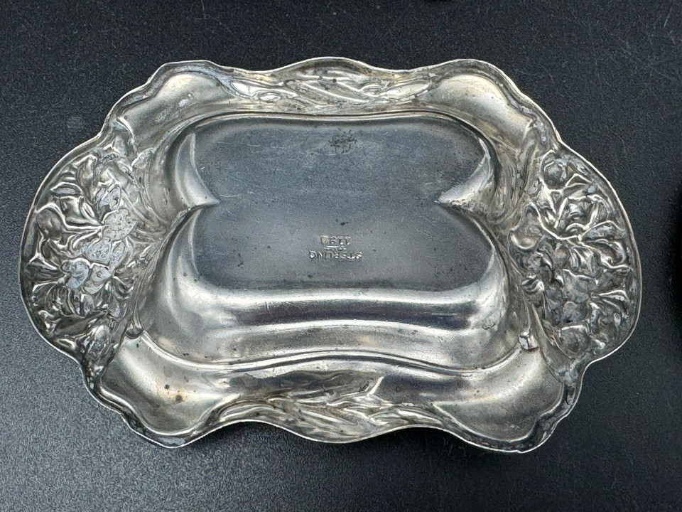 Lot 6 William B. Kerr Sterling Art Nouveau Lily Small Nut Dishes or ...