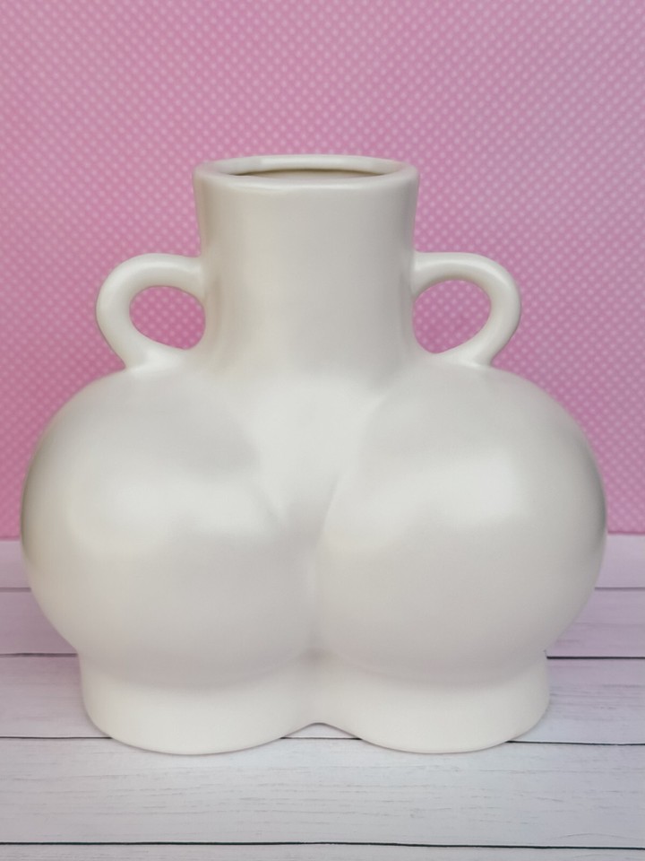 White booty-shaped Ceramic Vase for Modern Home Decor - butt vase ...
