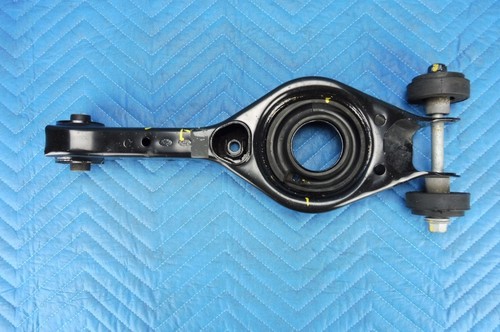 Hyundai Tucson 2WD Rear Left Lower Control Arm W Lower Pad 55210-2S010 ...